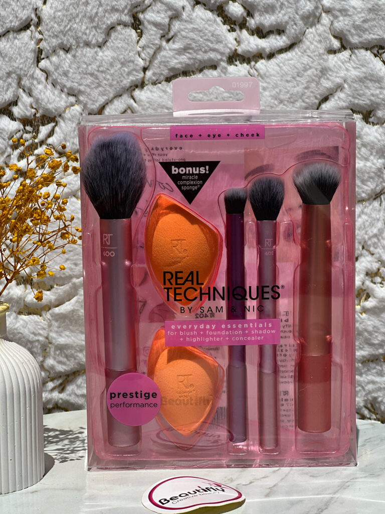 RT Everyday Essentials Brush set Price in Pakistan